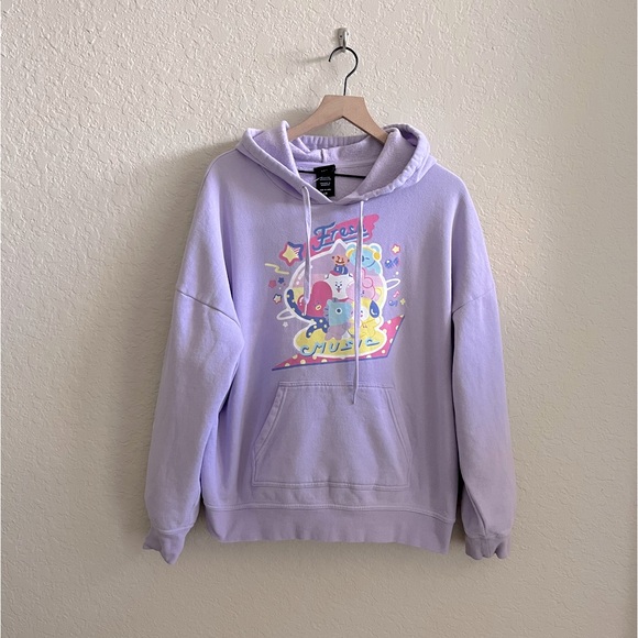 Hot Topic | Tops | Bt2 Hot Topic Purple Music Planet Oversized Graphic ...
